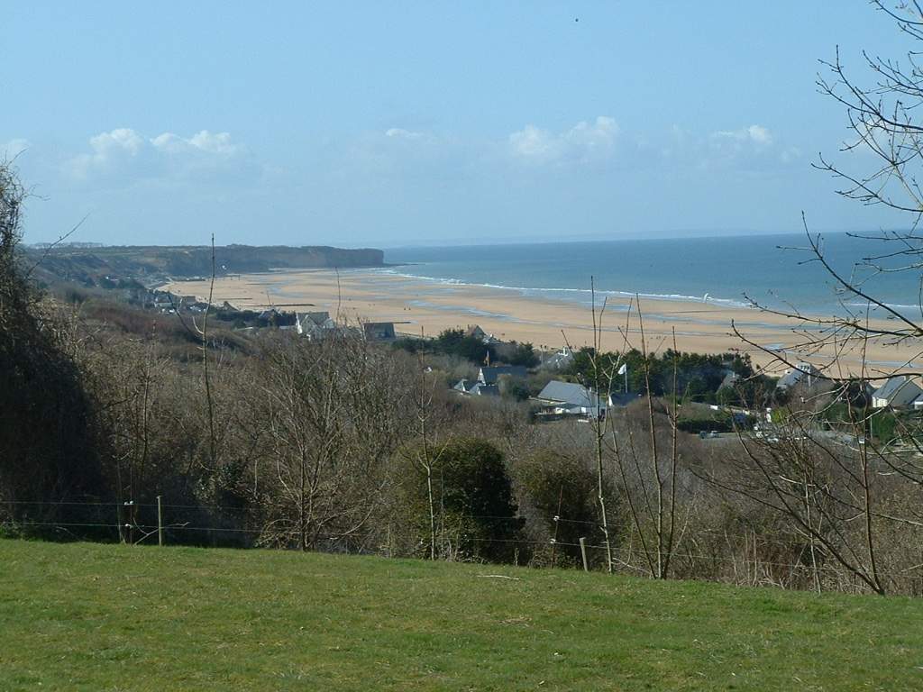 Solve Omaha Beach, Normandy, France jigsaw puzzle online with 221 pieces