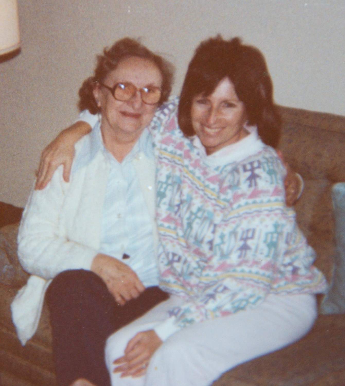 Solve Mom (Esther Molnar Szabo) & Margit (Maggie) Jan. 1988 jigsaw ...