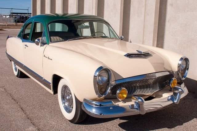 Jigsaw Puzzle | 1954 Kaiser Special | 70 pieces | Jigidi