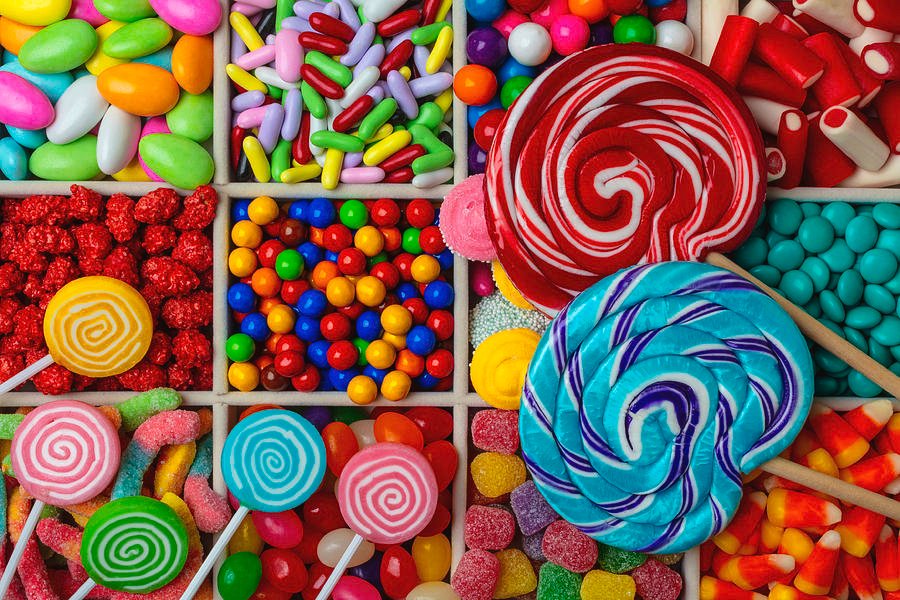 Solve For the sweet tooth jigsaw puzzle online with 70 pieces