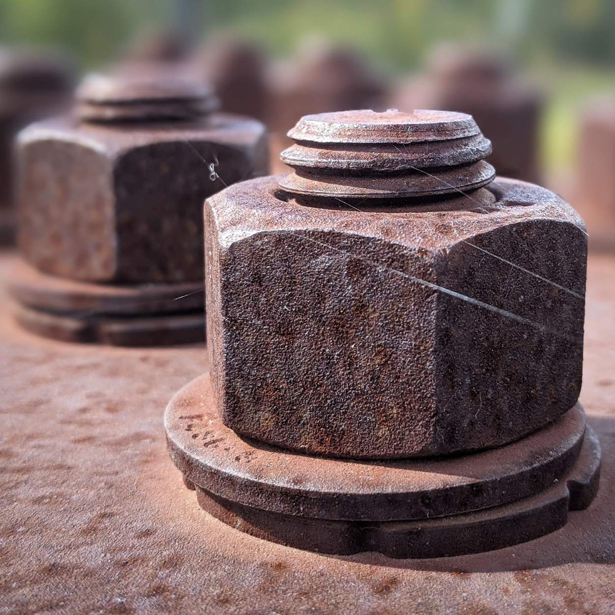 Solve Bridge Bolt jigsaw puzzle online with 100 pieces