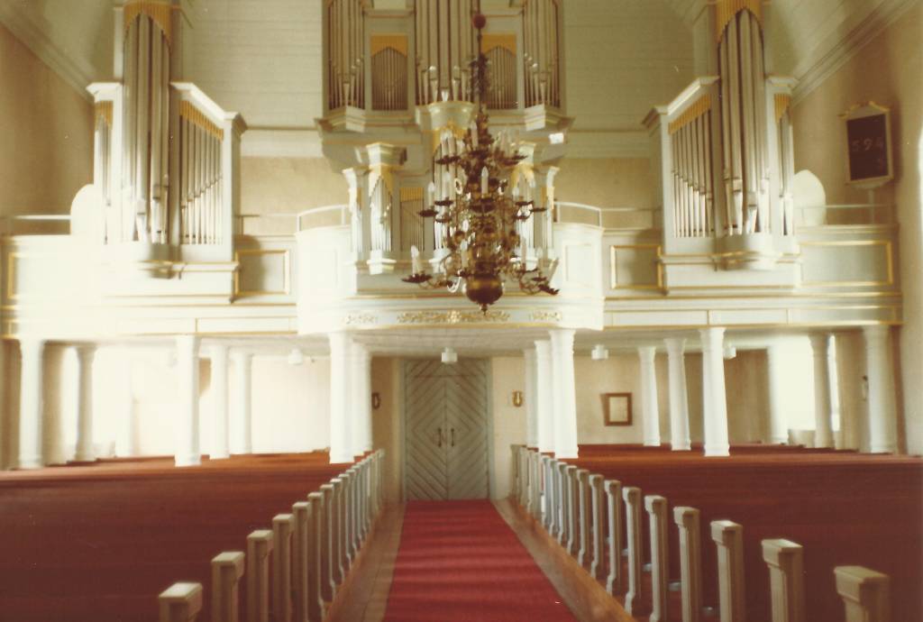 Puzzle | 88 piezas | Church built by mistake in Munsala Finland ...