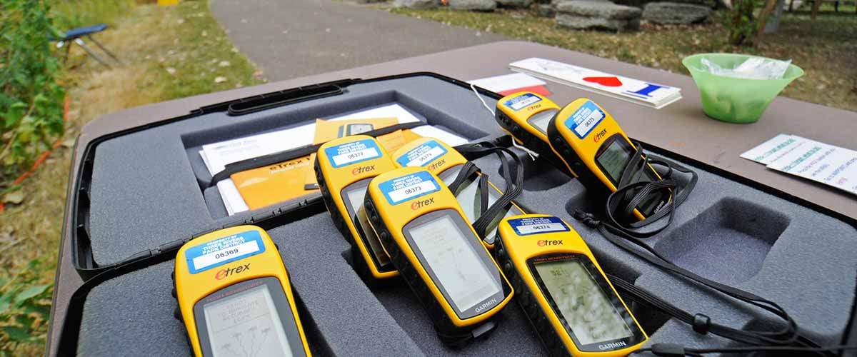 Solve Geocaching 101 jigsaw puzzle online with 112 pieces