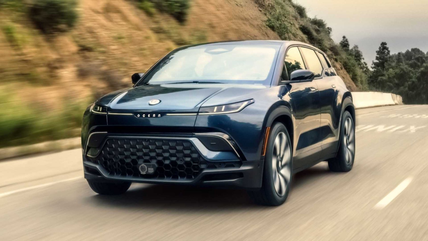 Jigsaw Puzzle | 45 pieces | 2024 Fisker Ocean | Jigidi