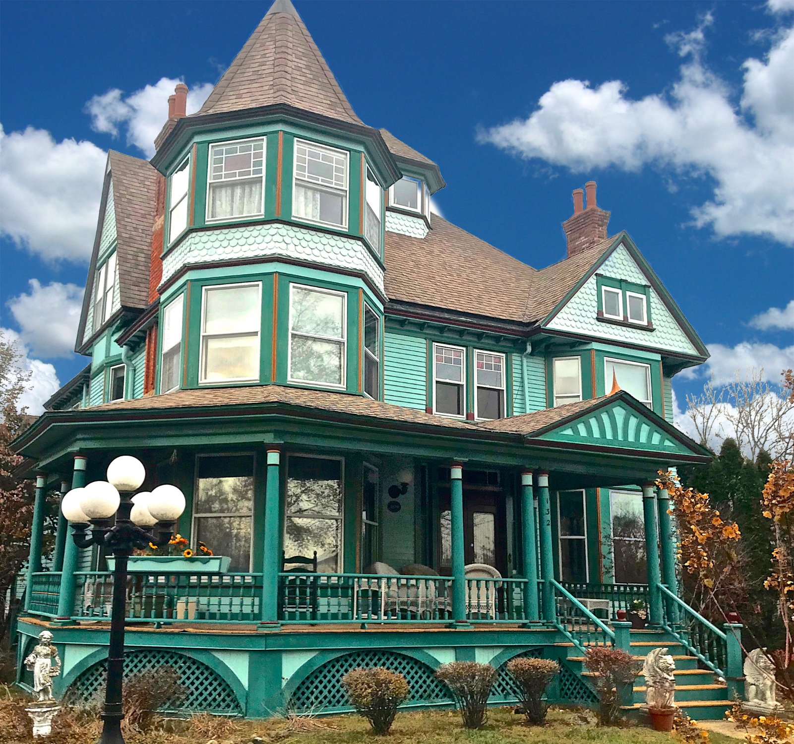 Solve Image 10748 jigsaw puzzle online with 600 pieces