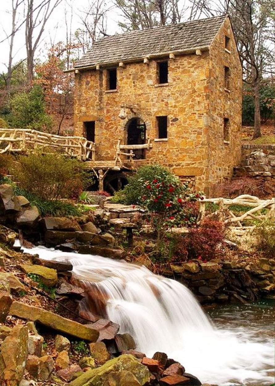 Solve Old Stone Mill, North Little Rock, Arkansas jigsaw puzzle online ...