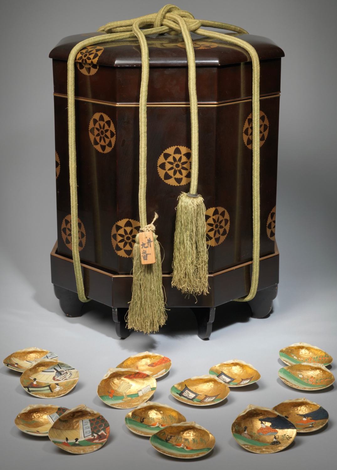 Solve Kai-awase, Painted Shells with Container, Game, Japan, 19th ...