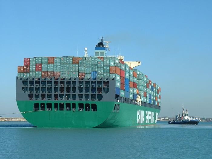 Solve Box ship jigsaw puzzle online with 88 pieces