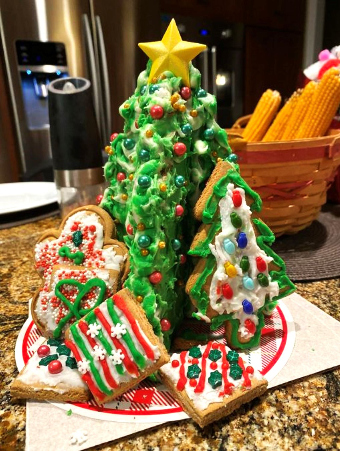 Solve Holiday Cookies jigsaw puzzle online with 336 pieces