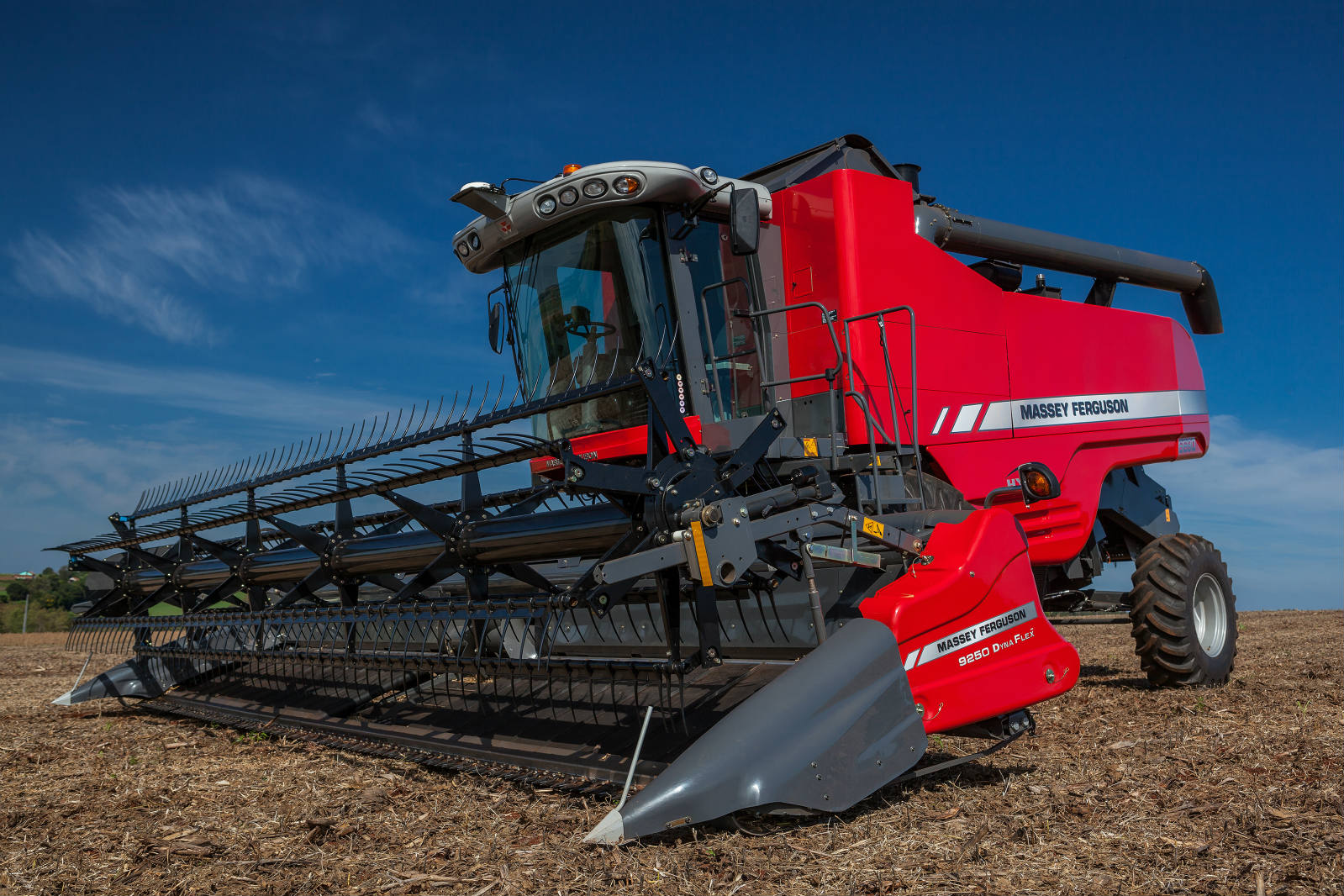 Solve Massey Ferguson combine 9250 dyna flex jigsaw puzzle online with ...