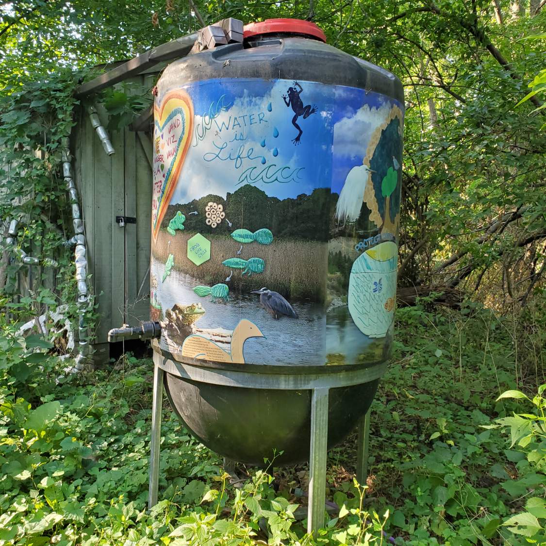 Solve Watertank jigsaw puzzle online with 36 pieces