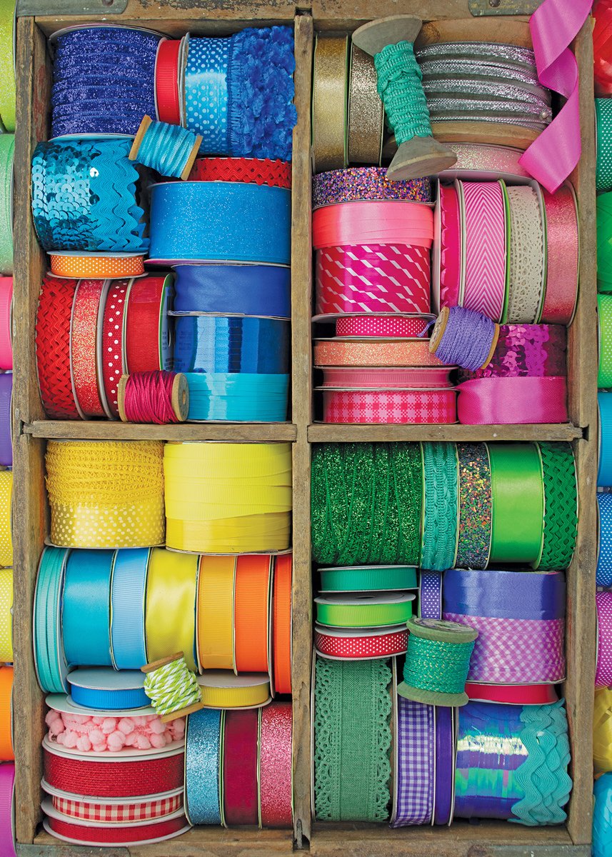 Solve Ribbon Box (Large) jigsaw puzzle online with 204 pieces