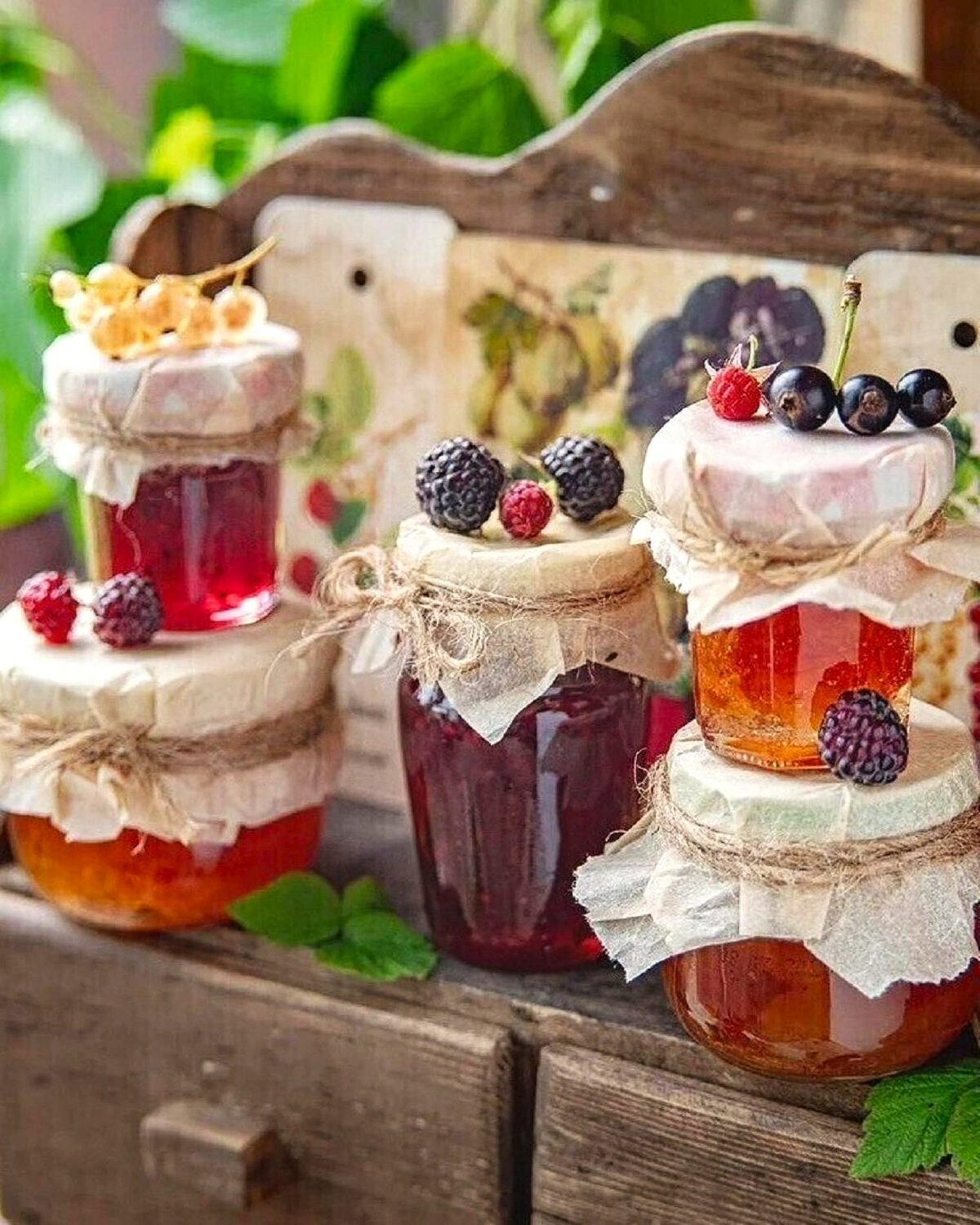 Solve Jam time jigsaw puzzle online with 594 pieces