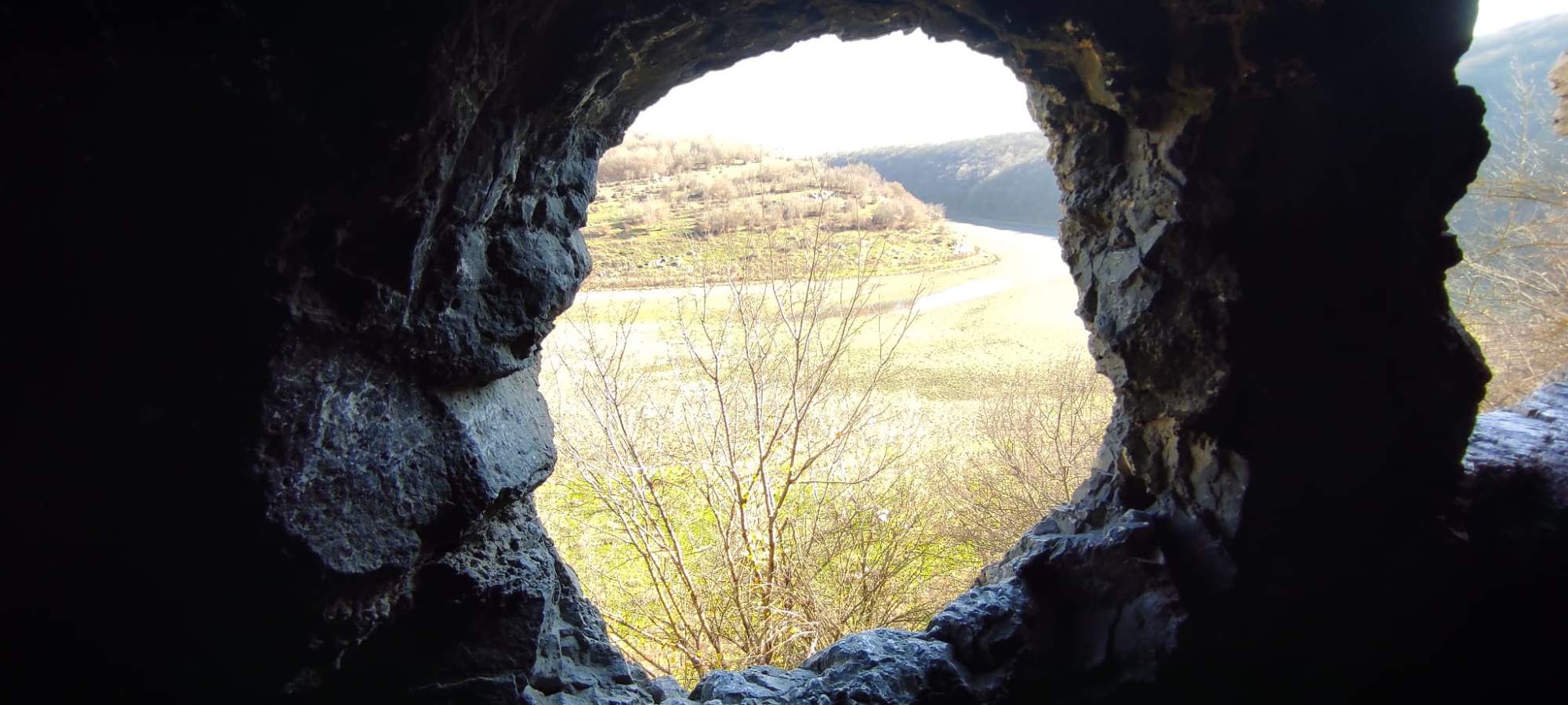 Solve Rock monastery in Onogur (Bulgaria) jigsaw puzzle online with 180 ...