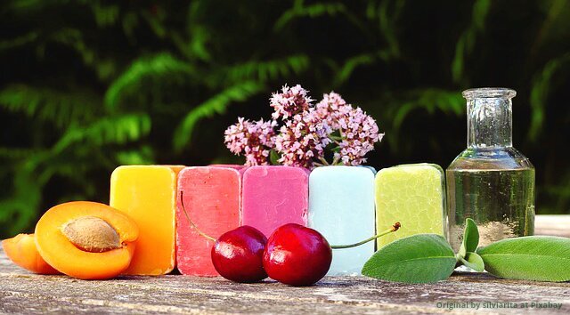 Solve Soap 🚿🍑 jigsaw puzzle online with 60 pieces