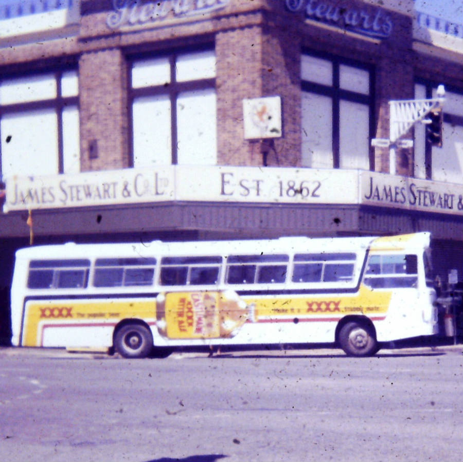 Solve ROCKHAMPTON LEYLAND BUS == ADVERTISING X X X X BEER. jigsaw ...