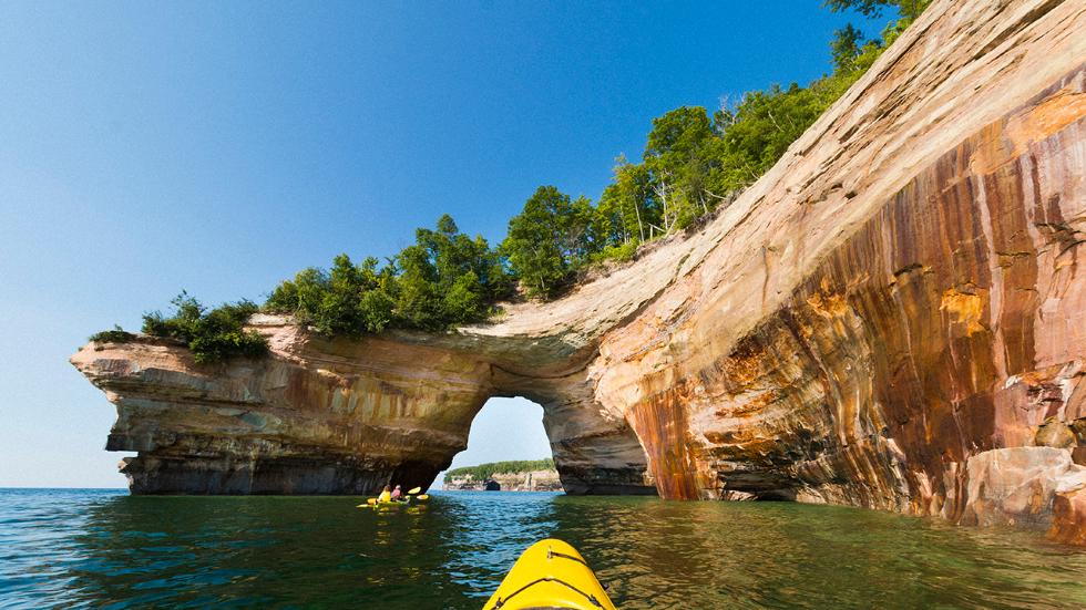 Solve Pictured Rocks National Lakeshore jigsaw puzzle online with 84 pieces