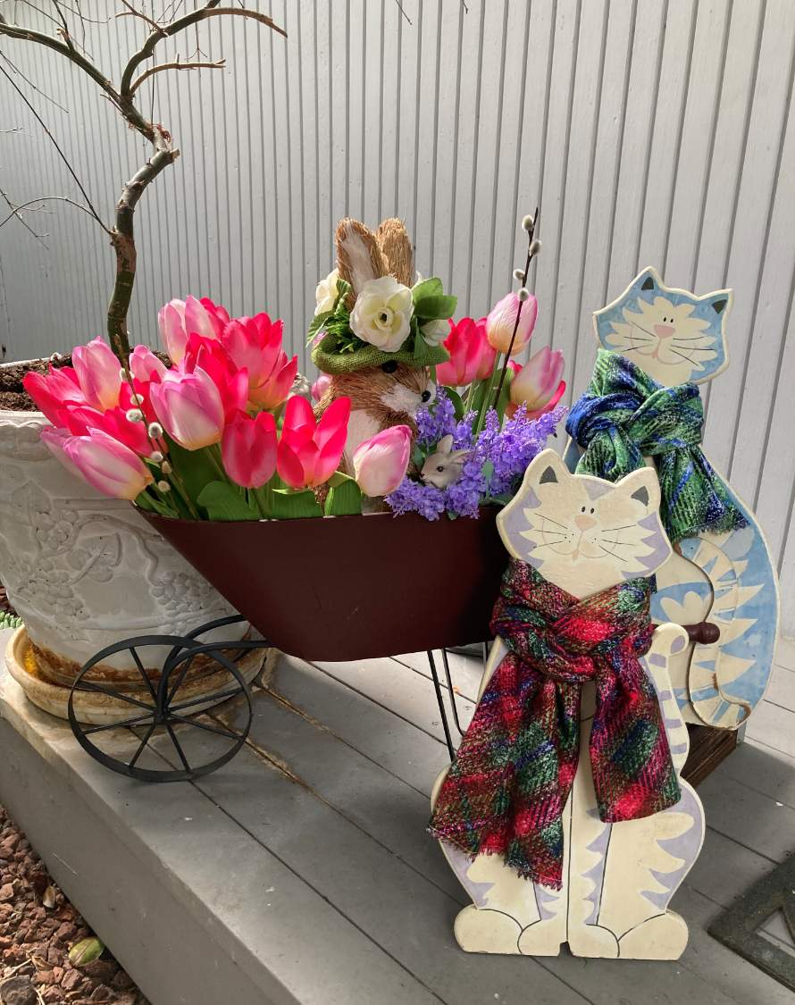 Solve Happy Spring!! Happy Easter!! jigsaw puzzle online with 63 pieces