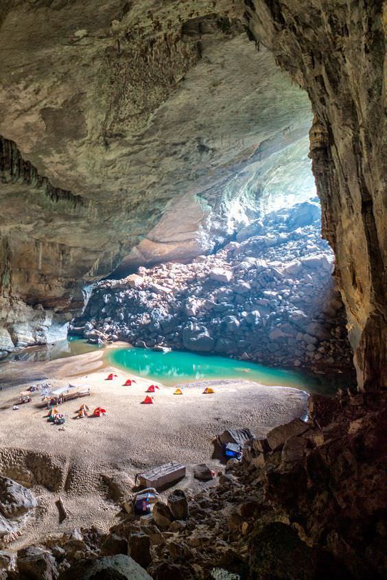 Jigsaw Puzzle Camping Inside Hang Son Doong The Worlds Largest Cave 3150