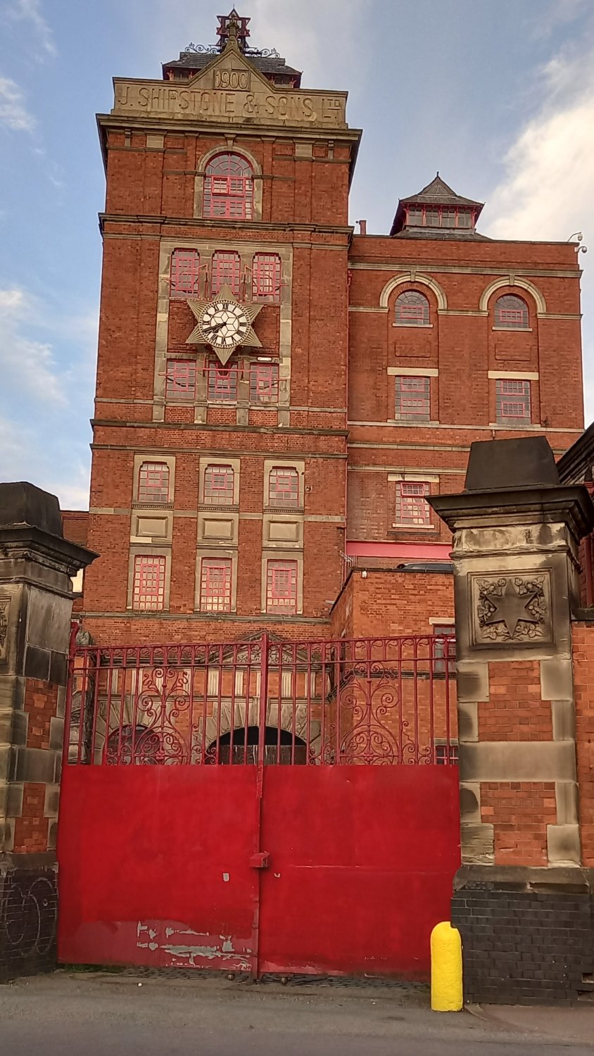 Solve The Star Brewery, Old Basford, Nottingham jigsaw puzzle online ...