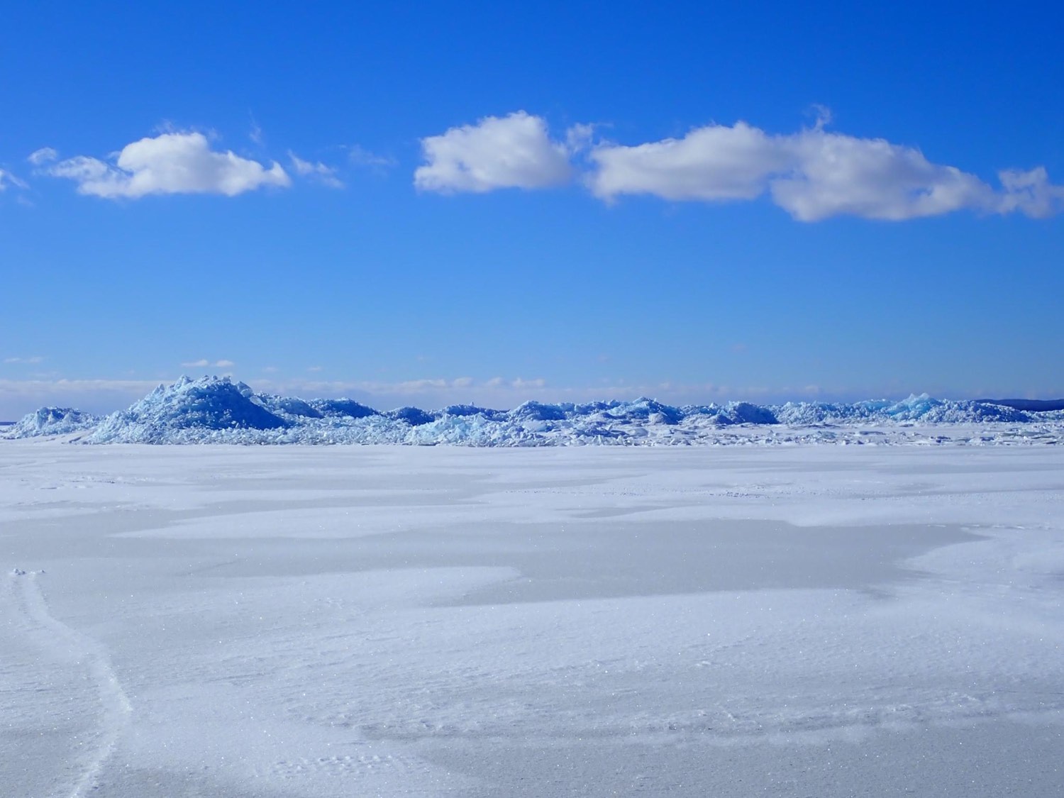 Solve Lake Simcoe Ice Piled Up on a Shoal jigsaw puzzle online with 48 ...