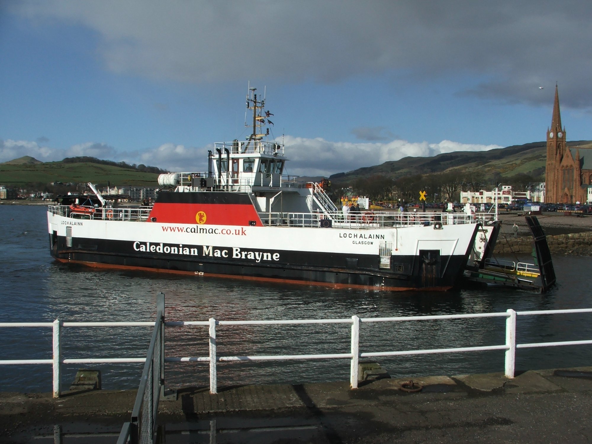Solve Loch Alainn Largs jigsaw puzzle online with 108 pieces