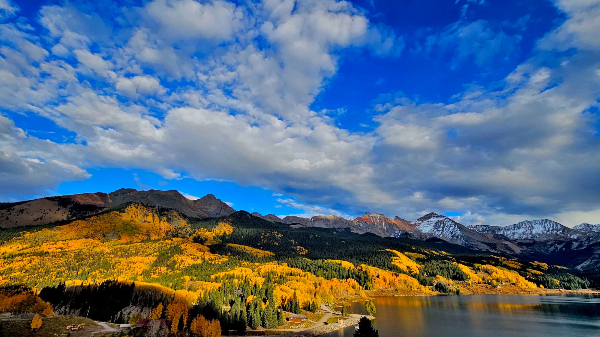 Solve Amazing Colorado skies and fall colors. jigsaw puzzle online with ...