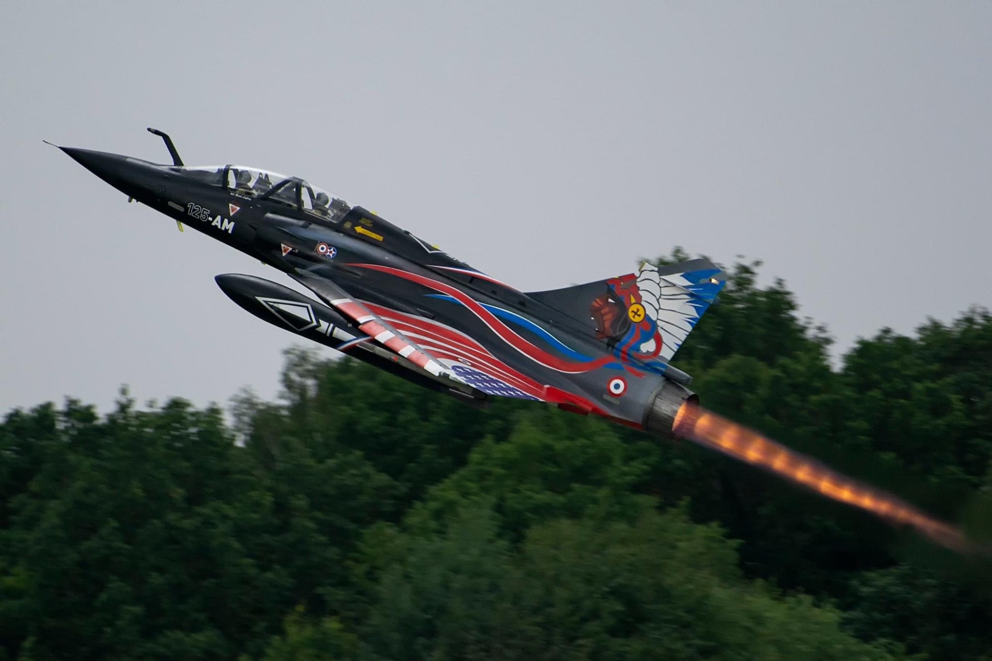 Solve Mirage 2000 Take off. jigsaw puzzle online with 150 pieces