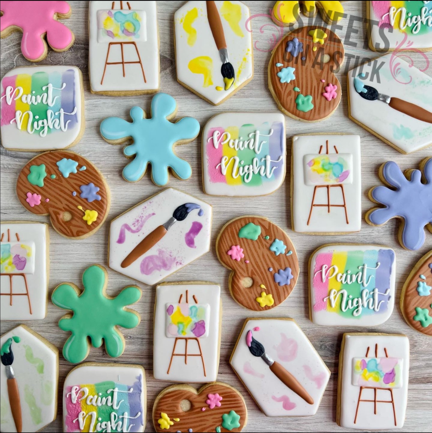 Solve Paint night cookies jigsaw puzzle online with 600 pieces
