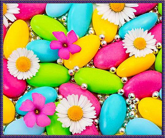 Solve Разноцветное драже. jigsaw puzzle online with 56 pieces