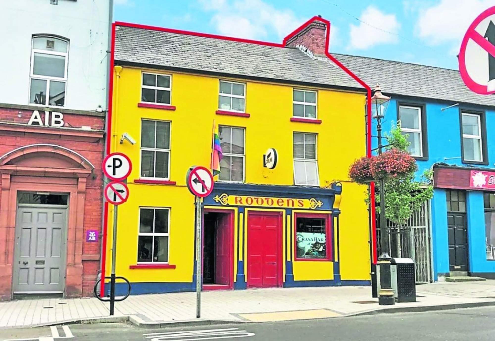 Solve Donegal jigsaw puzzle online with 600 pieces