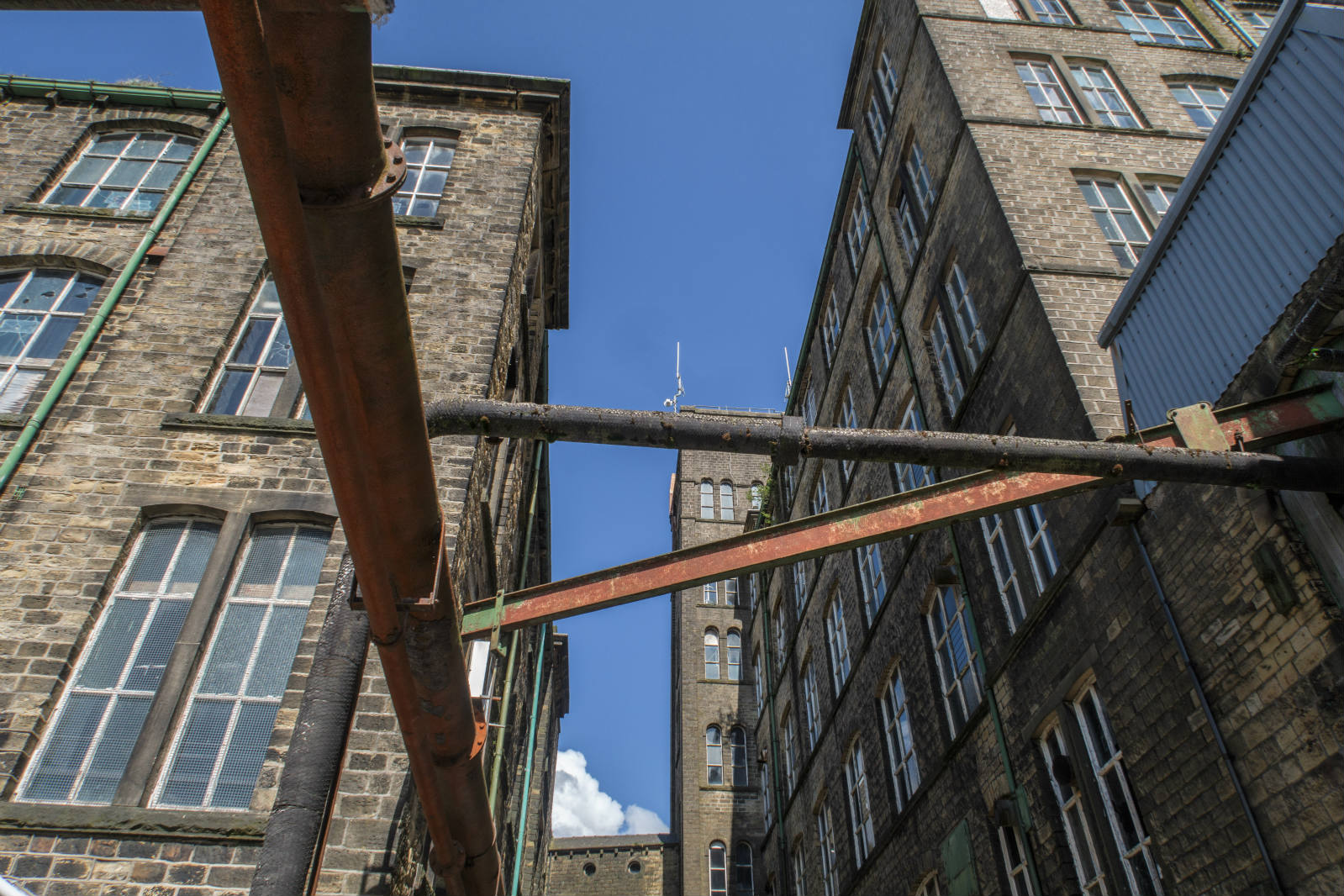 Jigsaw Puzzle | Marsden Old Mill Buildings | 345 pieces | Jigidi