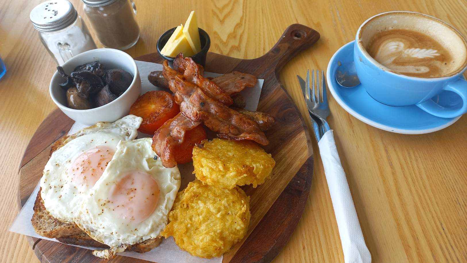 Solve Breakfast at One Sip Cafe, Auckland, New Zealand jigsaw puzzle ...