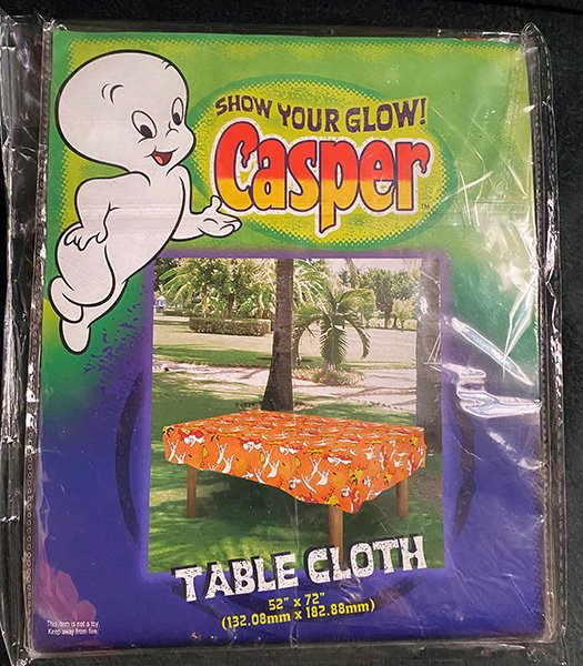 Solve Casper Table Cloth jigsaw puzzle online with 56 pieces