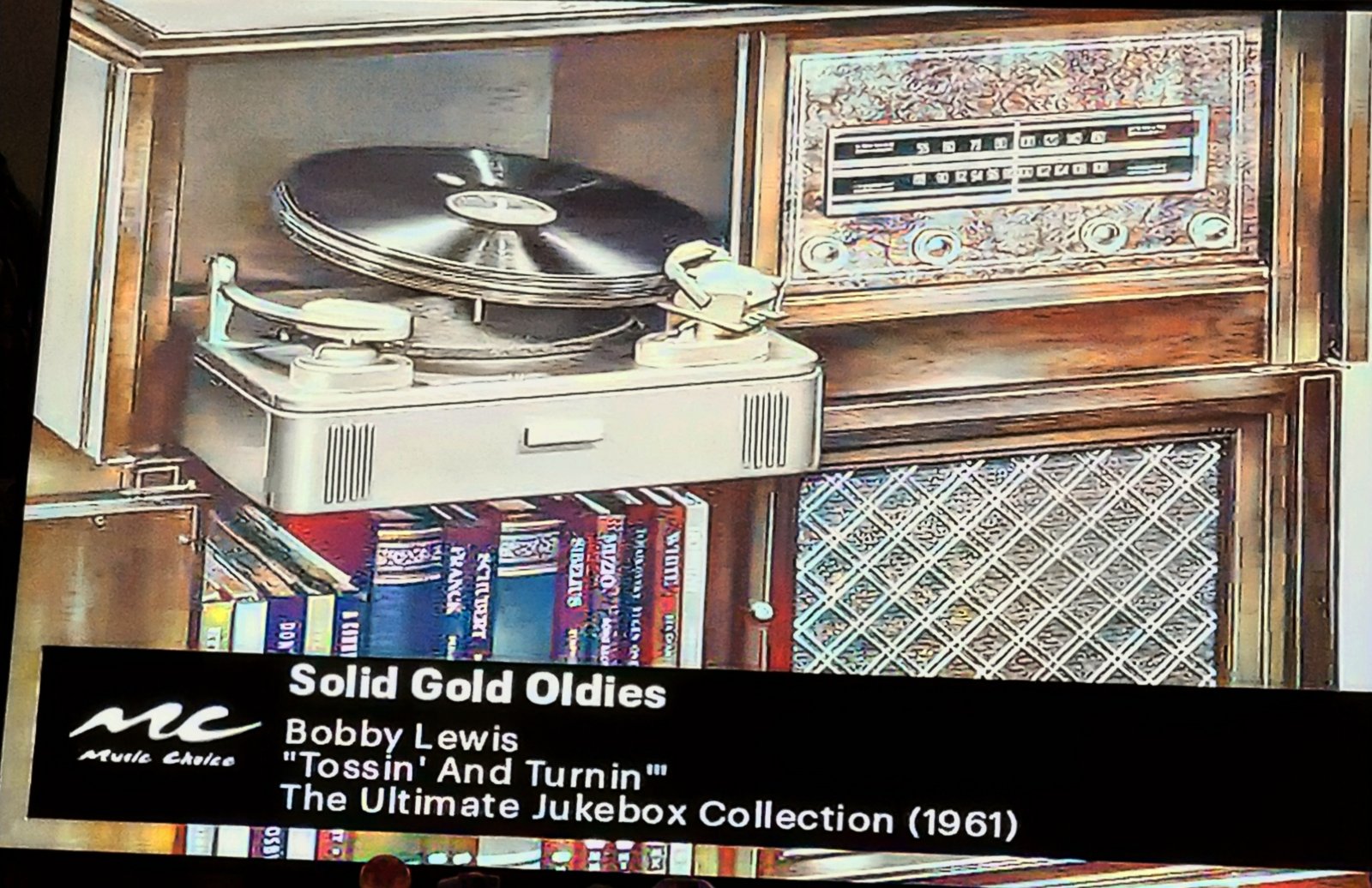 Solve Love this song and the turntable.... jigsaw puzzle online with 40 ...