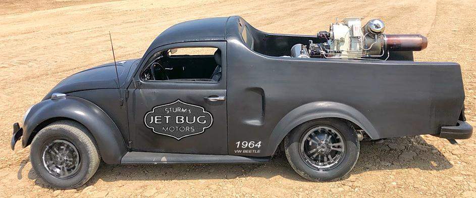 Solve Lil Hound Dog Jet Bug jigsaw puzzle online with 55 pieces