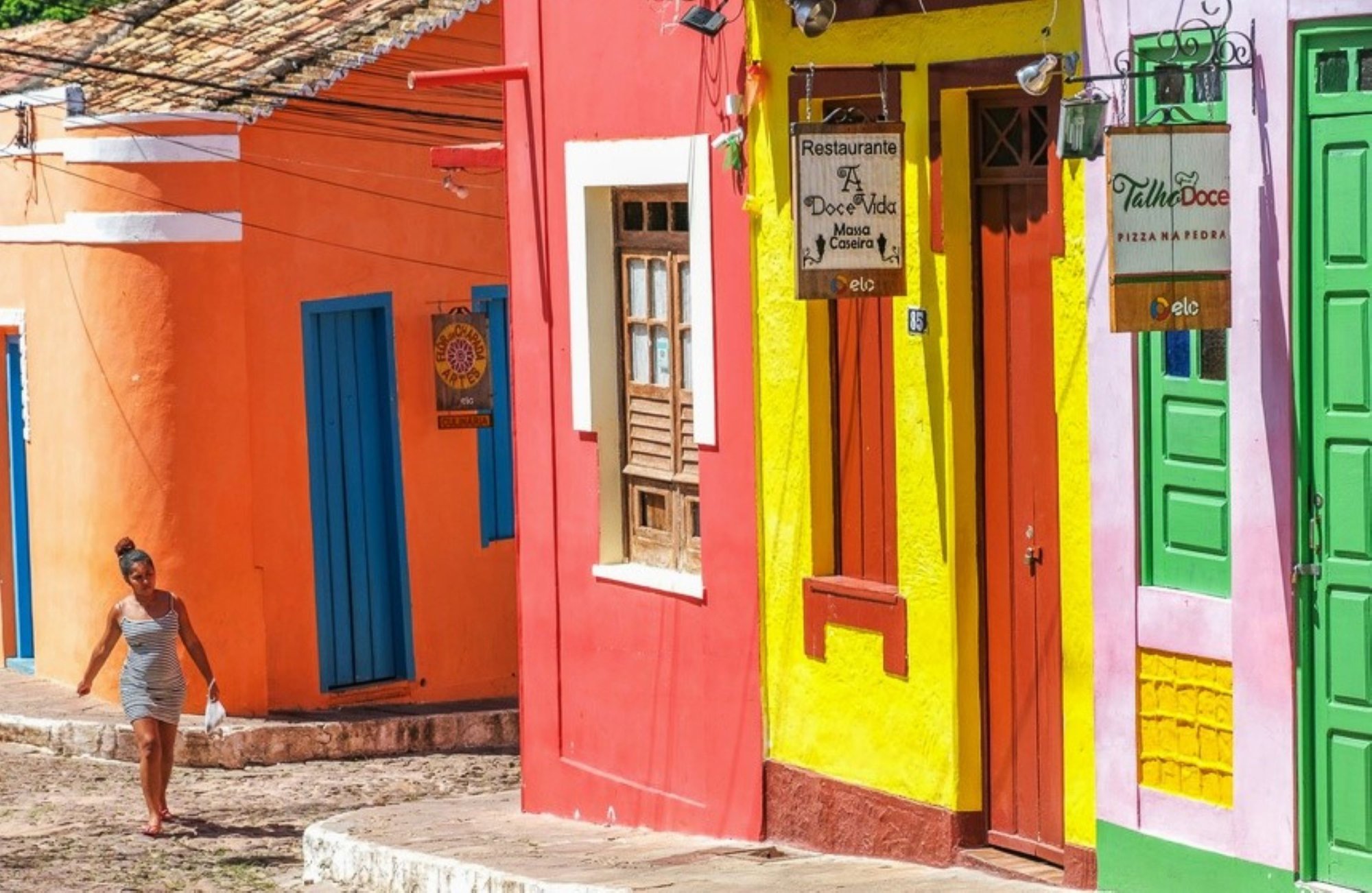 Solve Brasil jigsaw puzzle online with 198 pieces