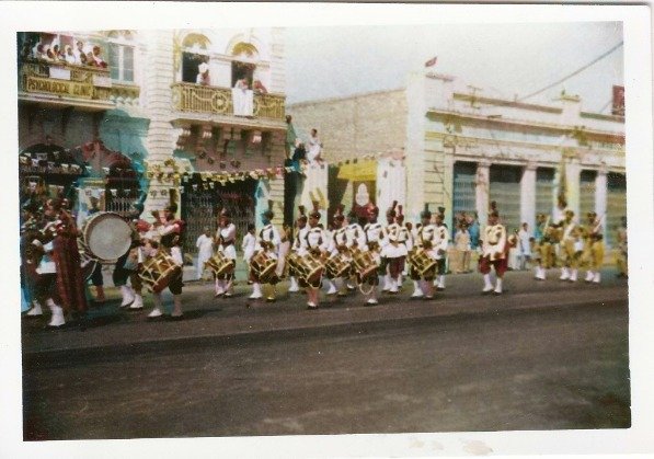 Jigsaw Puzzle | 12 pieces | Pakistan - Republic Day - 1950s (11 of 12 ...