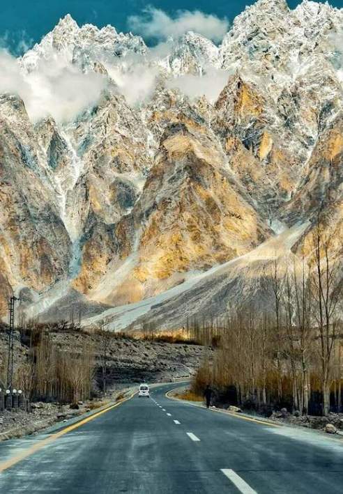 Solve The Mighty Passu Cons. Gilgit Pakistan jigsaw puzzle online with ...