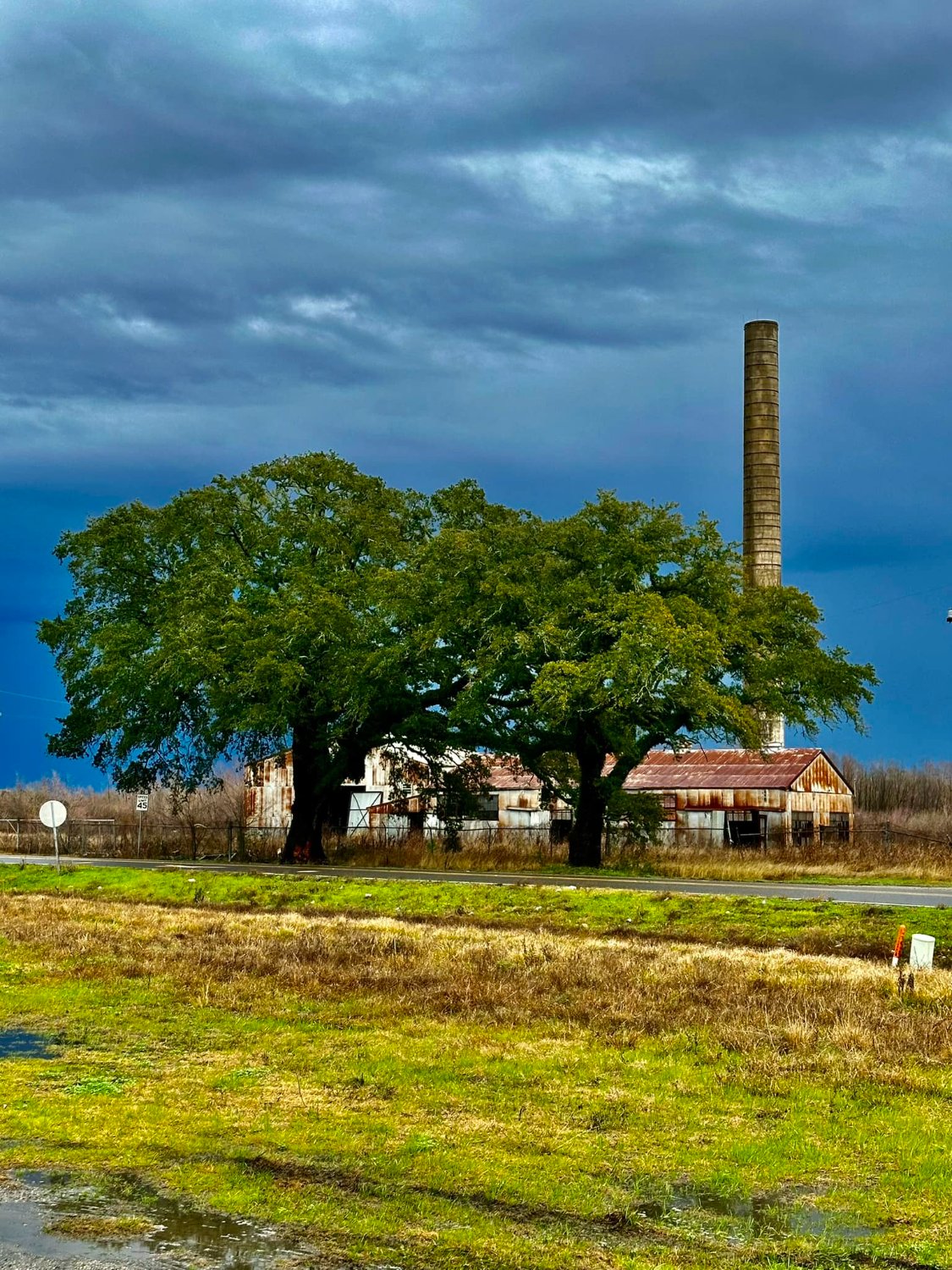 Solve Daspit Old Sugar Mill Stack jigsaw puzzle online with 130 pieces