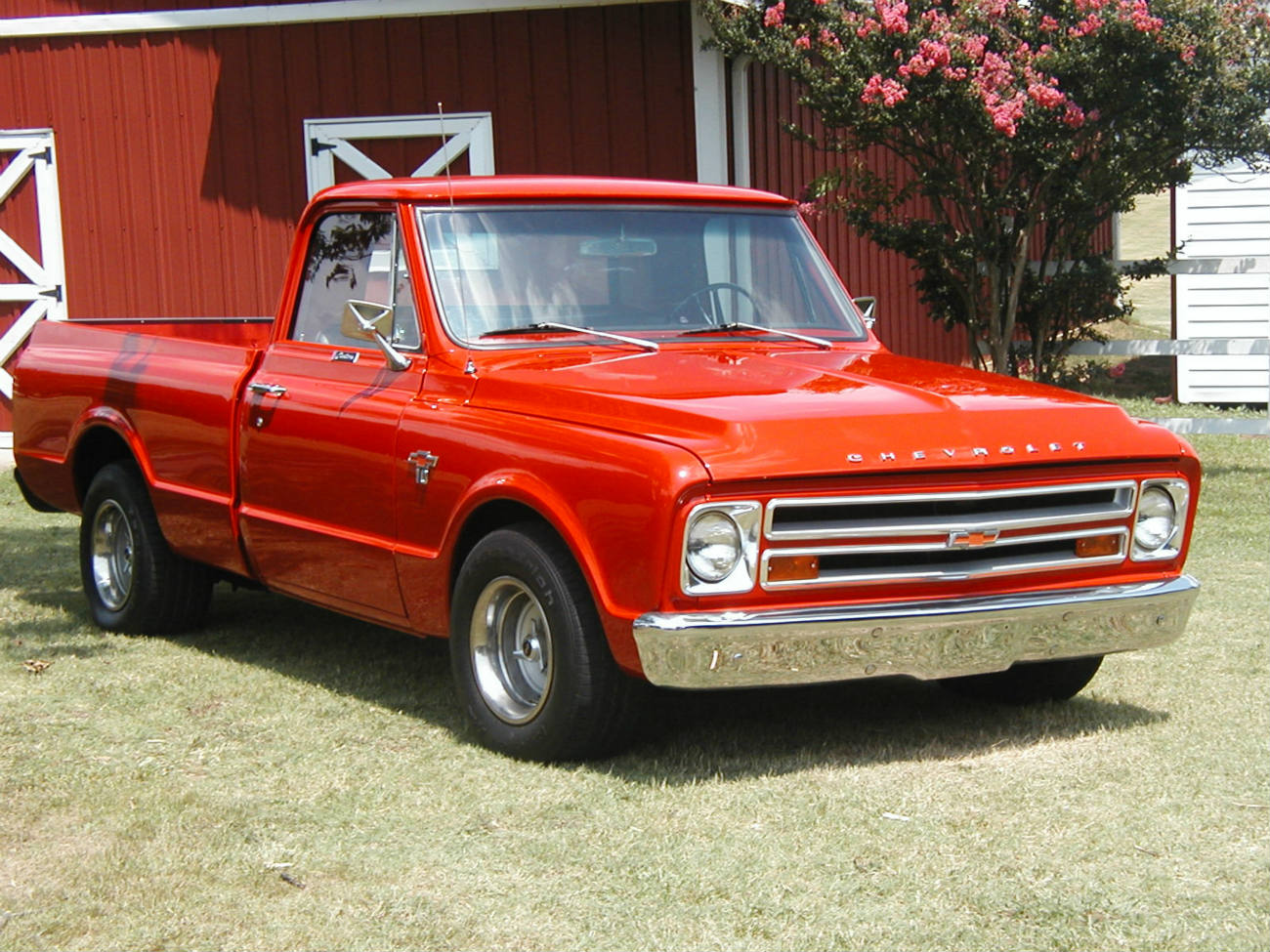 Puzzle | 130 piezas | 1967 Chevy C 10 series pickup | Jigidi