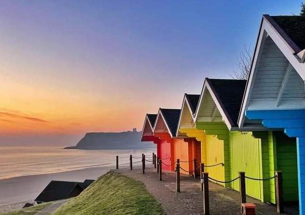 Jigsaw Puzzle | Beach huts | 70 pieces | Jigidi