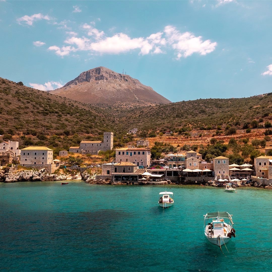Solve Limeni, Mani, Greece jigsaw puzzle online with 36 pieces