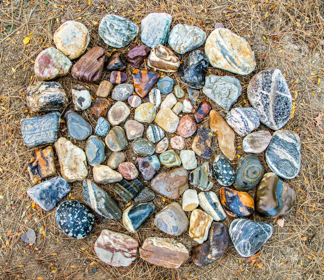 Solve MY MONTANA ROCKS jigsaw puzzle online with 90 pieces