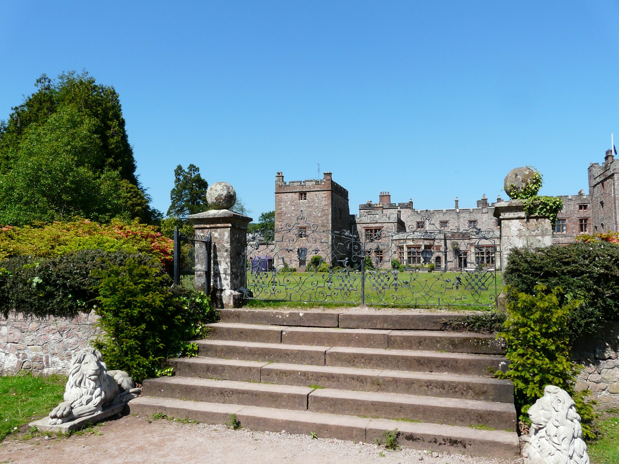 Solve Muncaster Castle, Ravenglass, Lake District, UK jigsaw puzzle online with 99 pieces