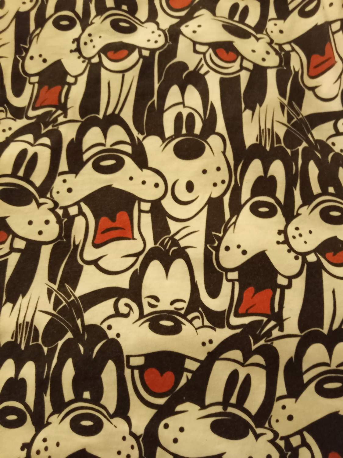 Solve Goofy jigsaw puzzle online with 154 pieces