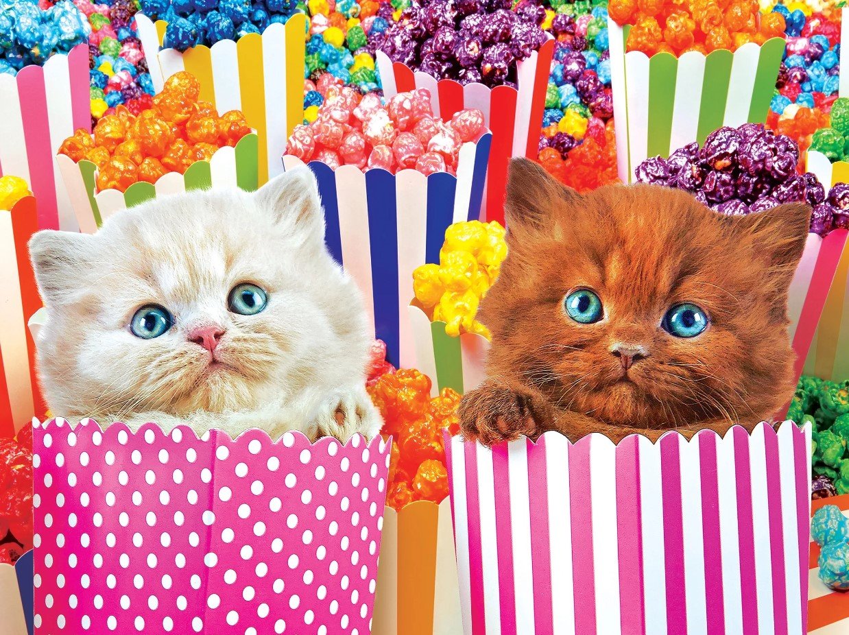 Solve Popcorn Kitty Surprise jigsaw puzzle online with 70 pieces