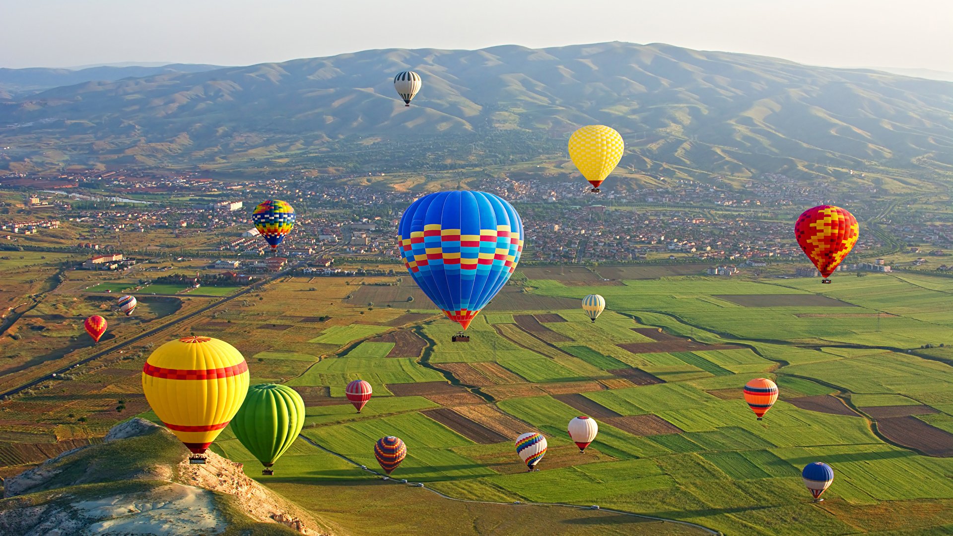 Solve Turkey_Goreme_National-Park jigsaw puzzle online with 180 pieces