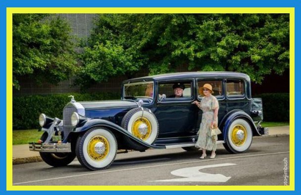 Solve Pierce Arrow jigsaw puzzle online with 70 pieces