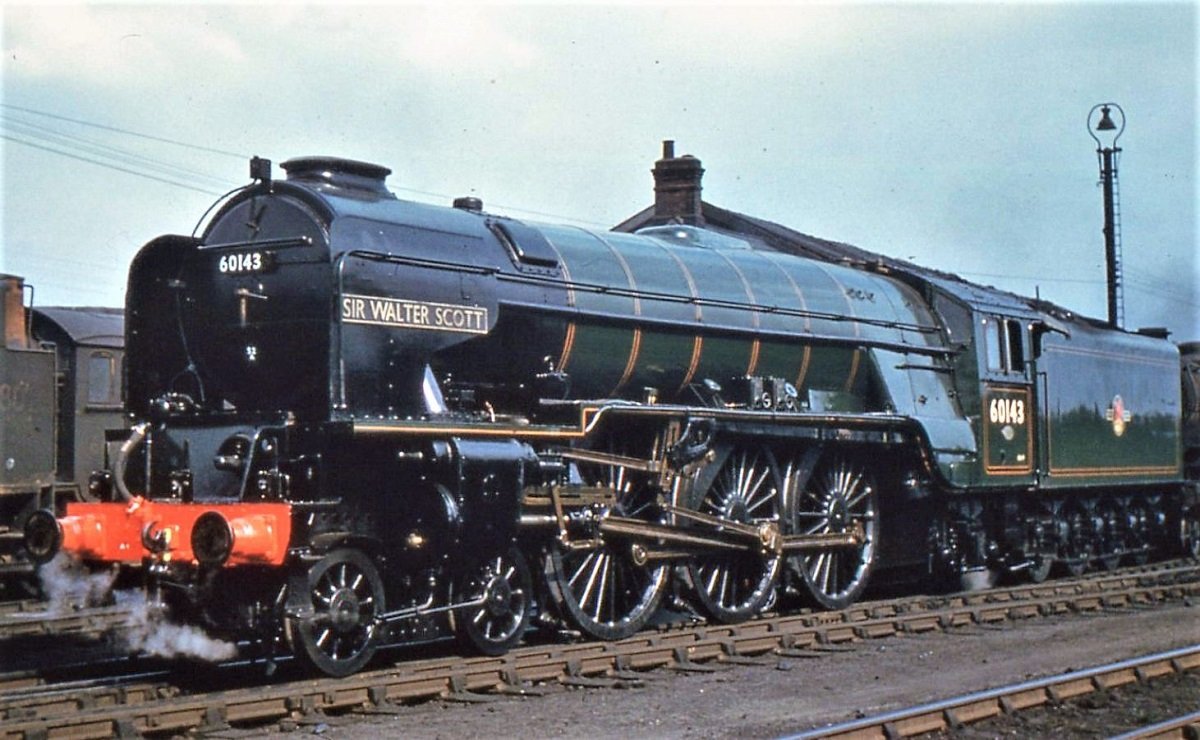 Solve LNER Class A1 4-6-2 60143 Sir Walter Scott. jigsaw puzzle online ...